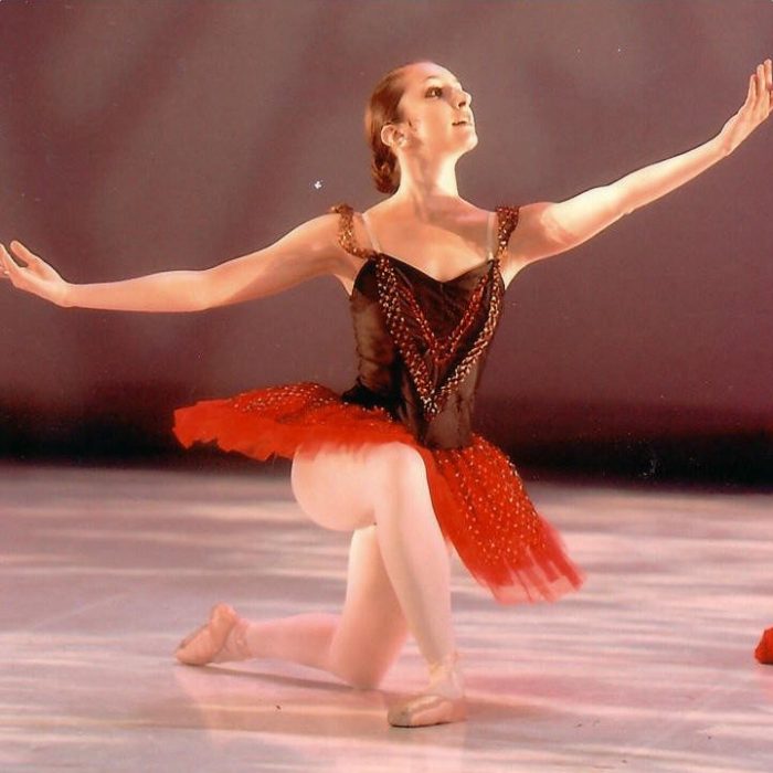 ÉVEIL CORPOREL ET INITIATION À LA DANSE – CEMC